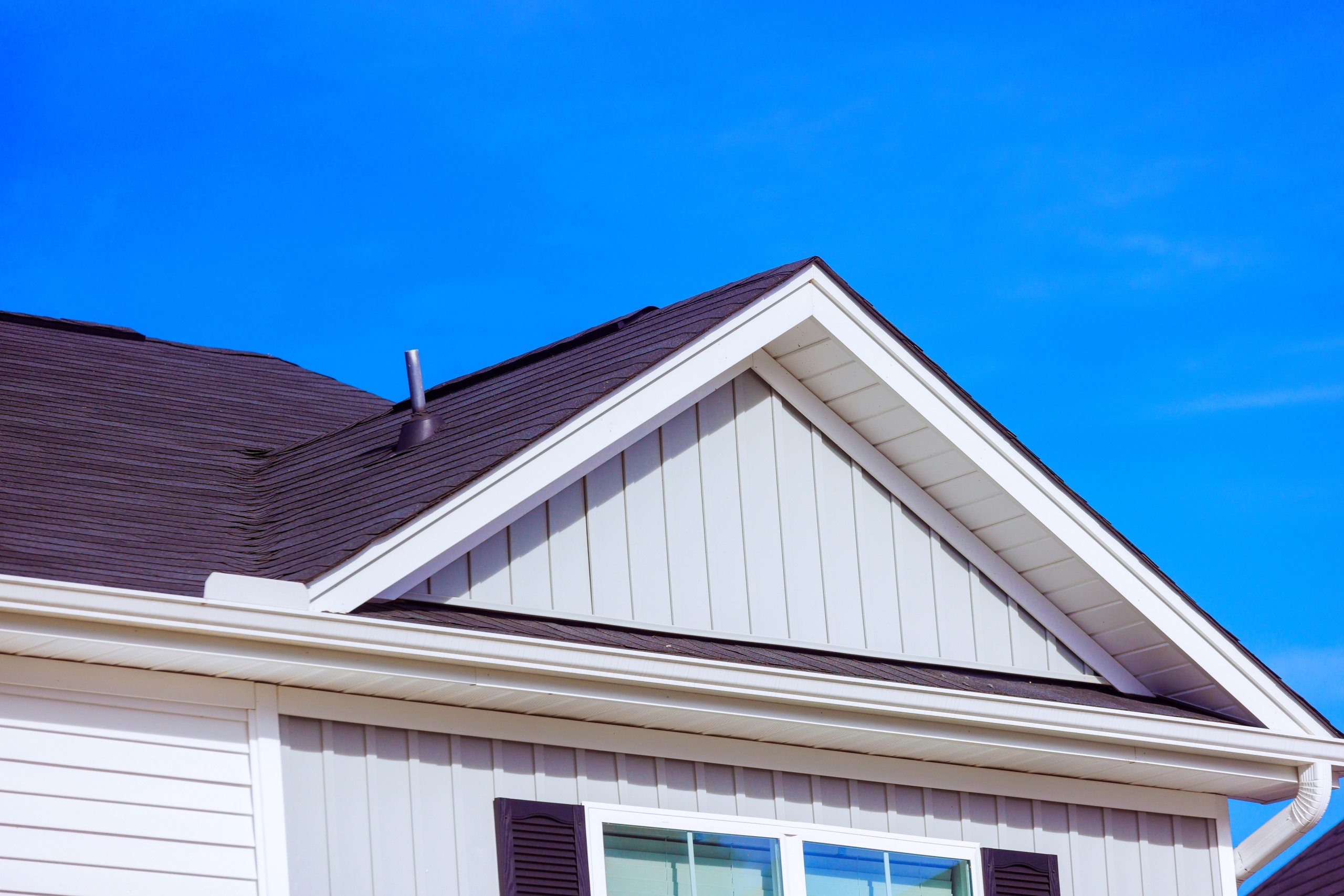 Using Vertical Siding: 6 Design Tips to Keep in Mind